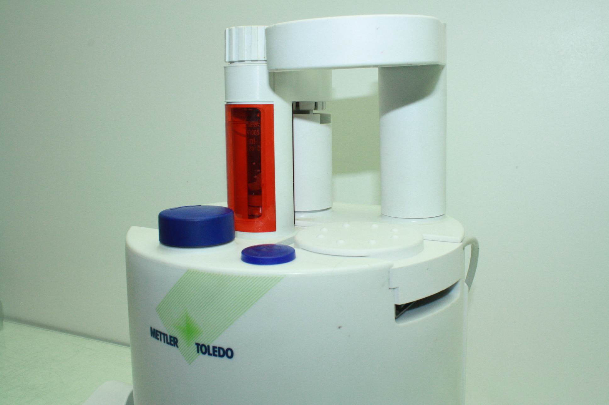 Mettler Toledo DL31 Automatic Titration System / Titrator