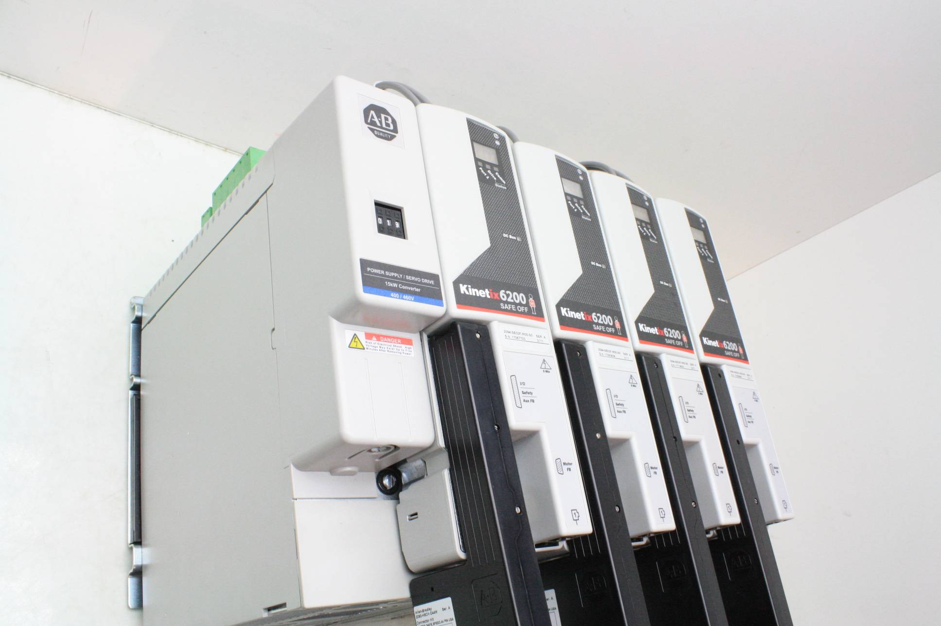 Allen Bradley Kinetix 6200 Power Supply/Servo Drive 2094-BC01-MP5-M ...