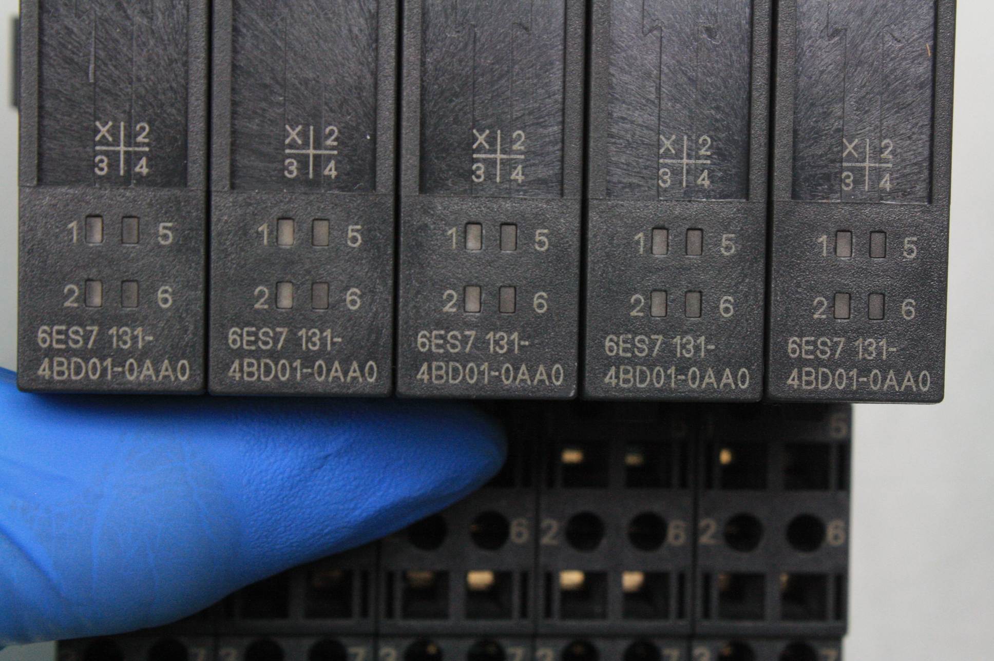 Siemens Remote I/O Modules 6ES7-131-4BD01-0AA0, 6ES7-138-4CB11-0AB0 ...