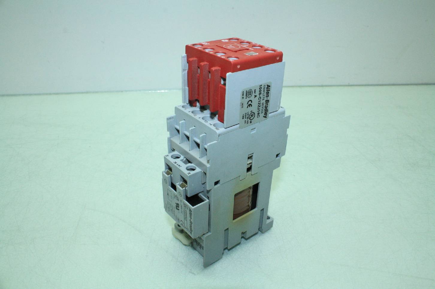 Allen-Bradley 100S-C12ZJ14C Motor Contactor 24V DC Coil Safety ...
